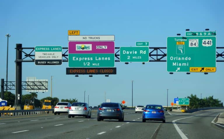 17 Things To Know Before Driving In Florida - Florida Trippers